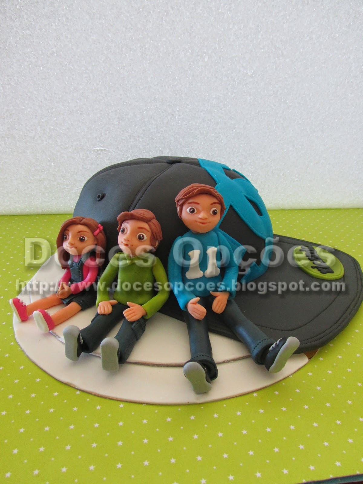 Doces Opções: Bolo Boné DC