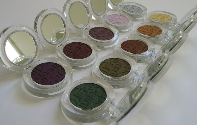 Making up 4 my age: Haul post: Red Earth eyeshadow