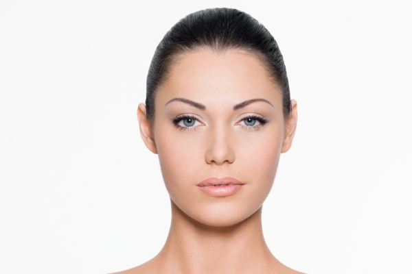 Oblikujte obrve prema obliku lica