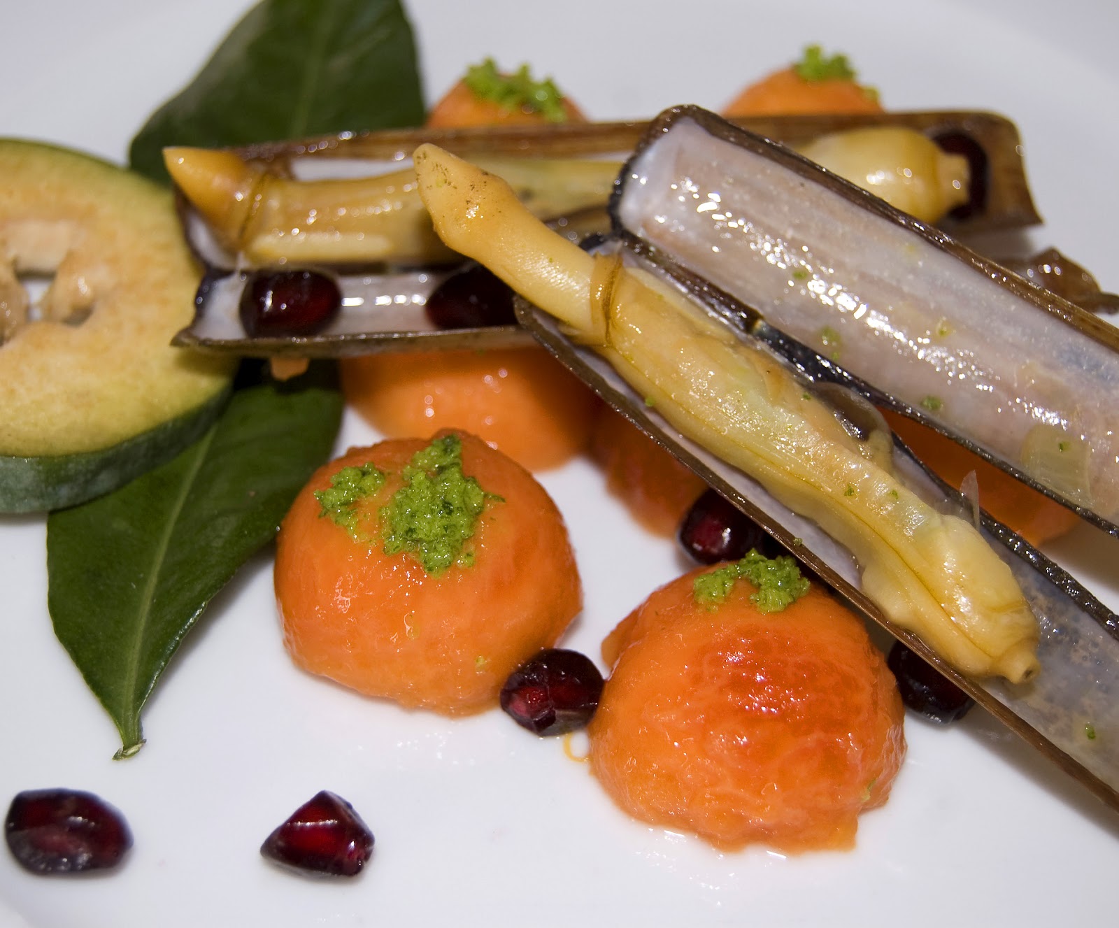 un demi siècle de recettes: Salade de couteaux de mer et de feijoa ...