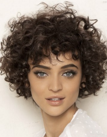 Mágicos cortes de pelo corto con rizos - 2016