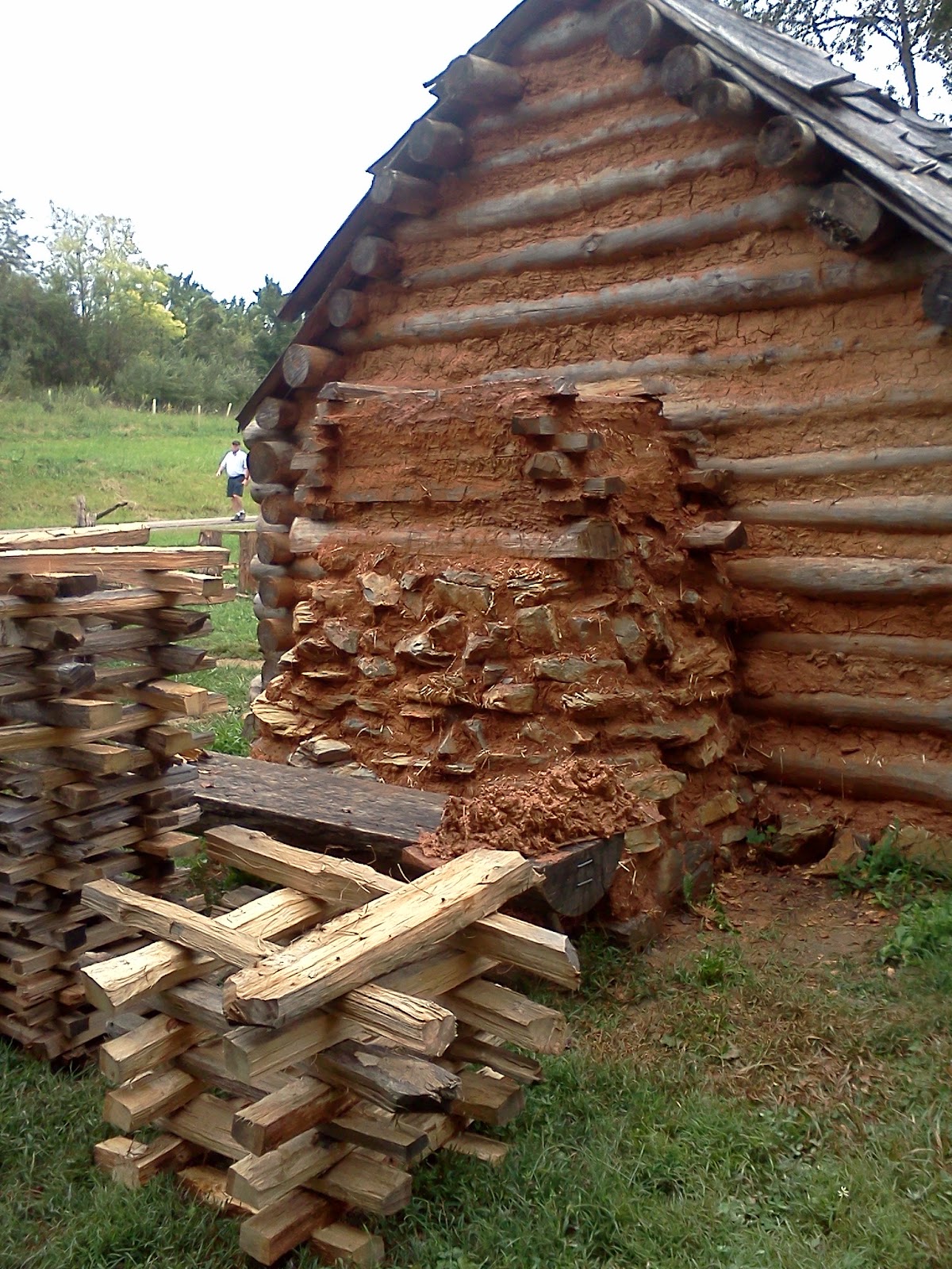 Frontier Culture Museum of Virginia: Daubing the Chimney