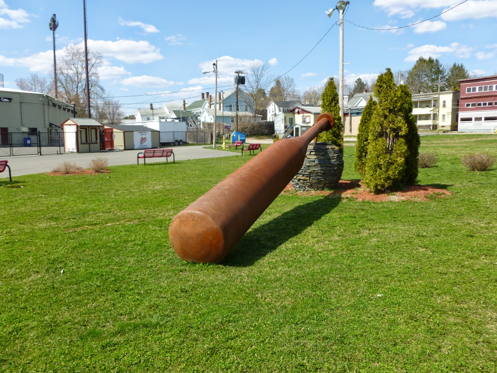 Photo-ops: Roadside Attraction: Large Steel Baseball Bat and Glove of ...