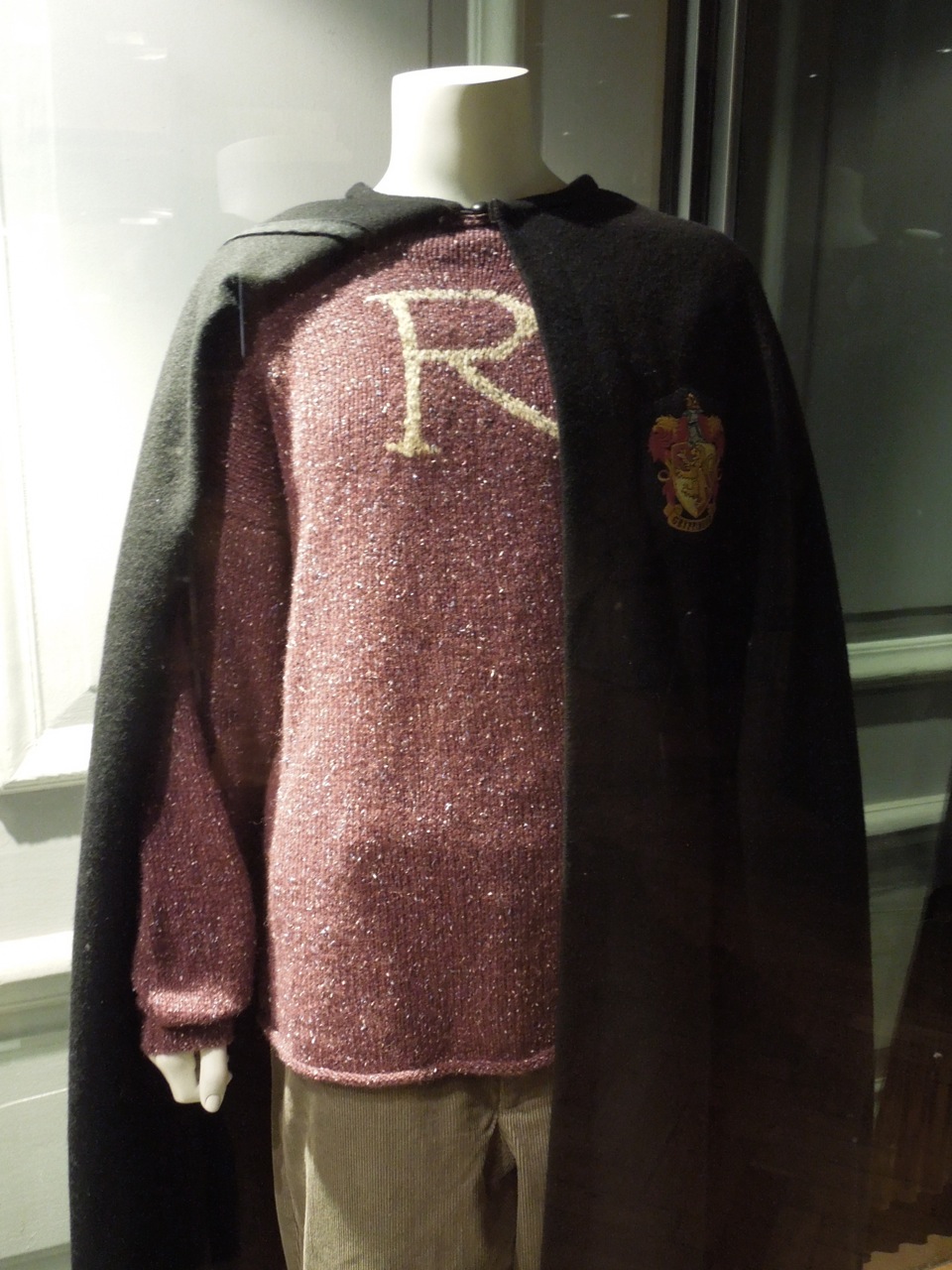 Hollywood Movie Costumes and Props: Harry Potter and Ron Weasley movie ...