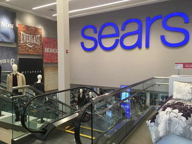 Dead and Dying retail: The nicest Sears you may ever see - Danbury, CT