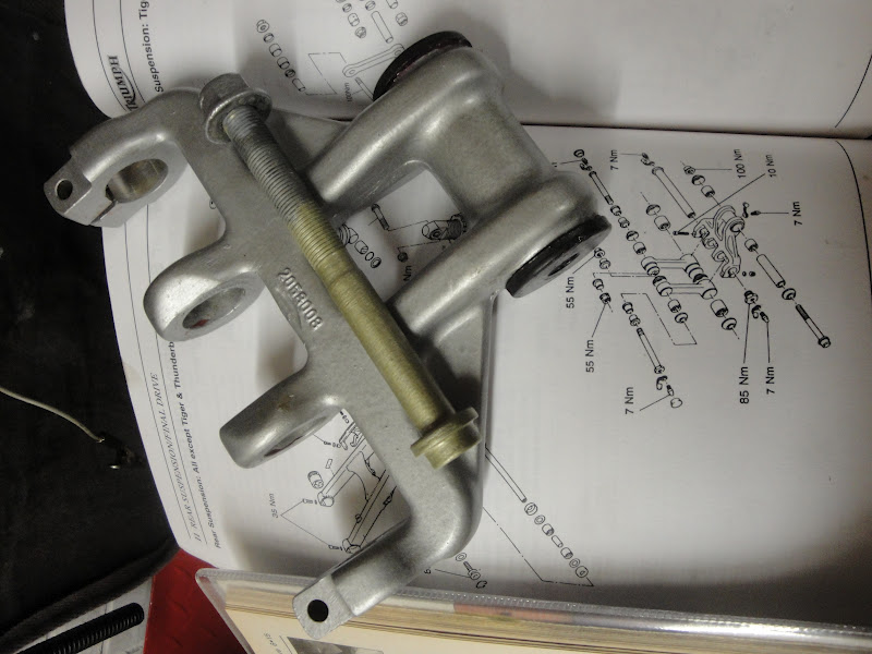 TriMotoRevival: Rear suspension linkage