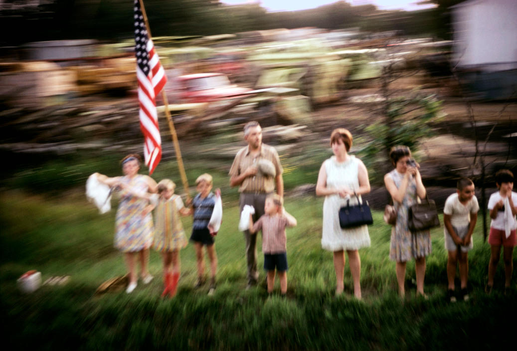 RFK Funeral Train: Rarely Seen Photographs by Paul Fusco Offer a Unique ...