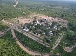 CAMAXILO - TERRA MORTA: LESTE DE ANGOLA