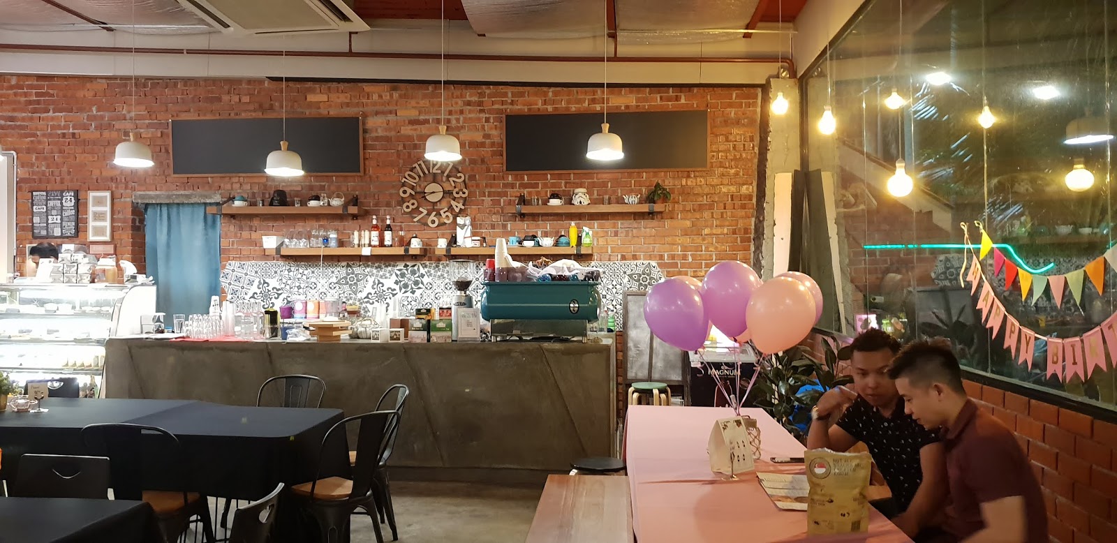 WANDERLUST DJ: Kayan+Co Cafe, Kajang