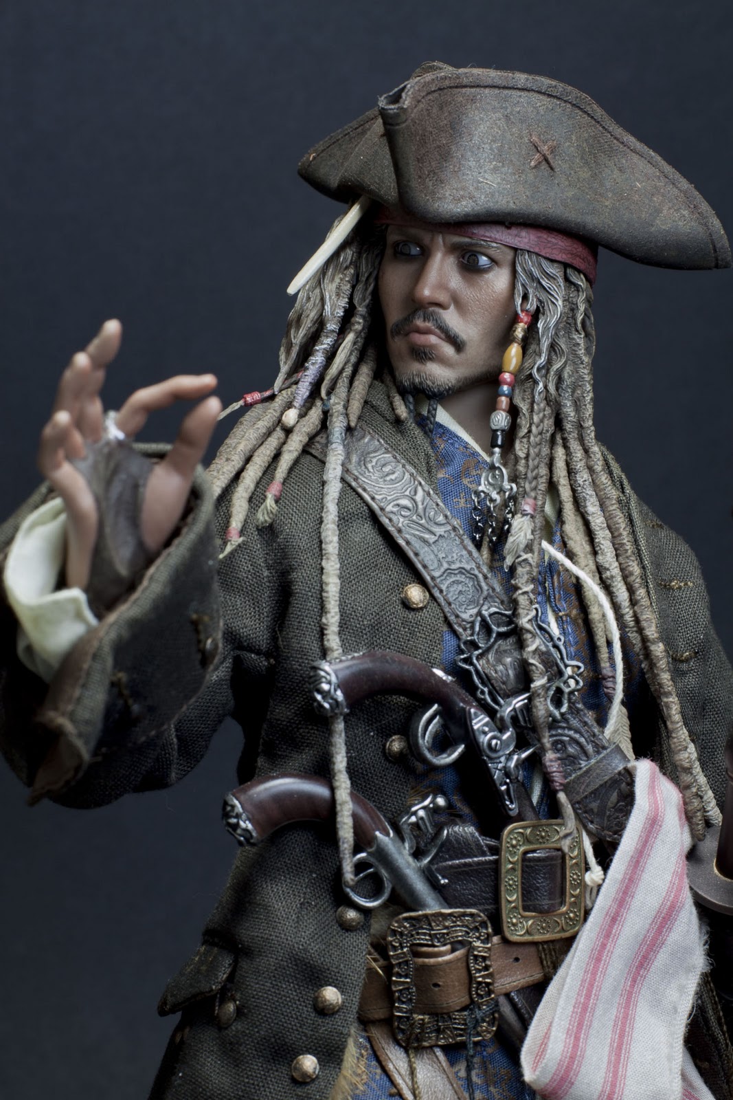 Doons Dungeon: Hot Toys Captain Jack Sparrow DX06