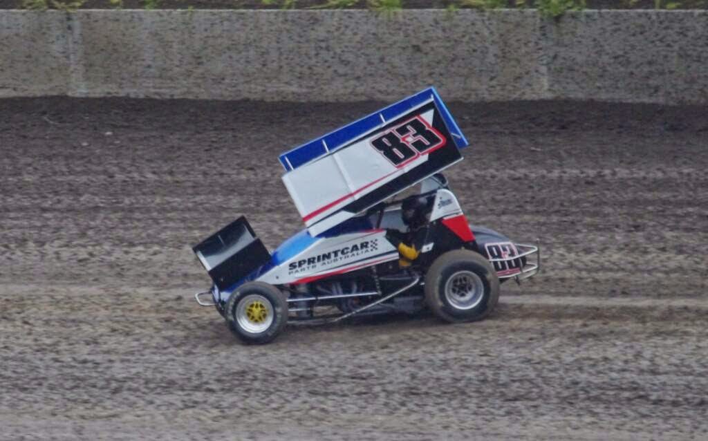 Limited Sprint Cars: LSA 1st meeting motorplex 11.10.2014