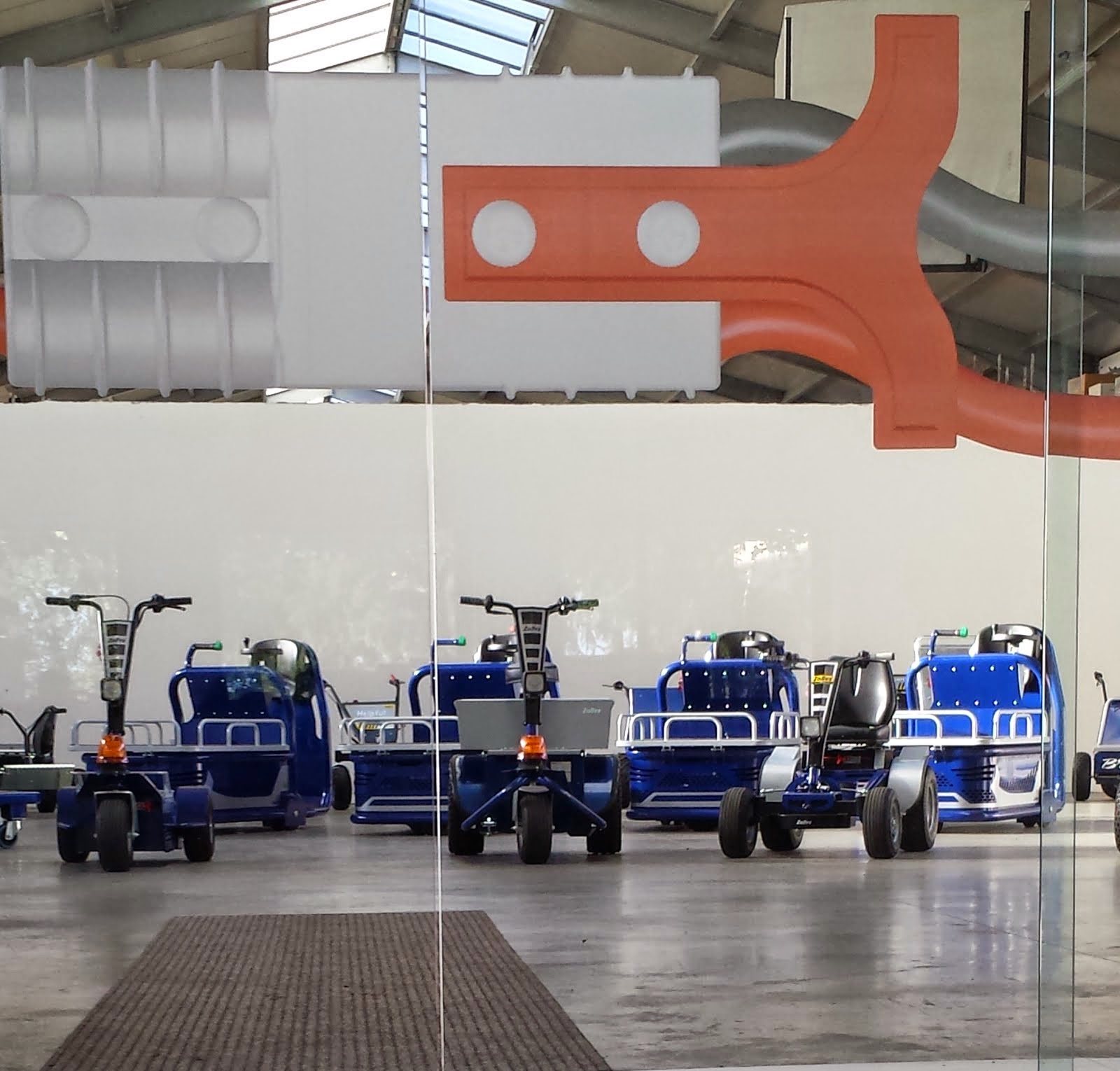 Eco friendly vehicles Zallys Made in Italy: Quality wheeled tug Zallys ...