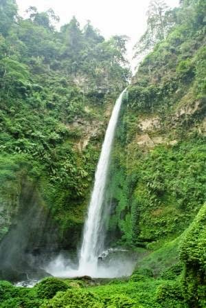 Wisata Gua Maria: Coban Pelangi