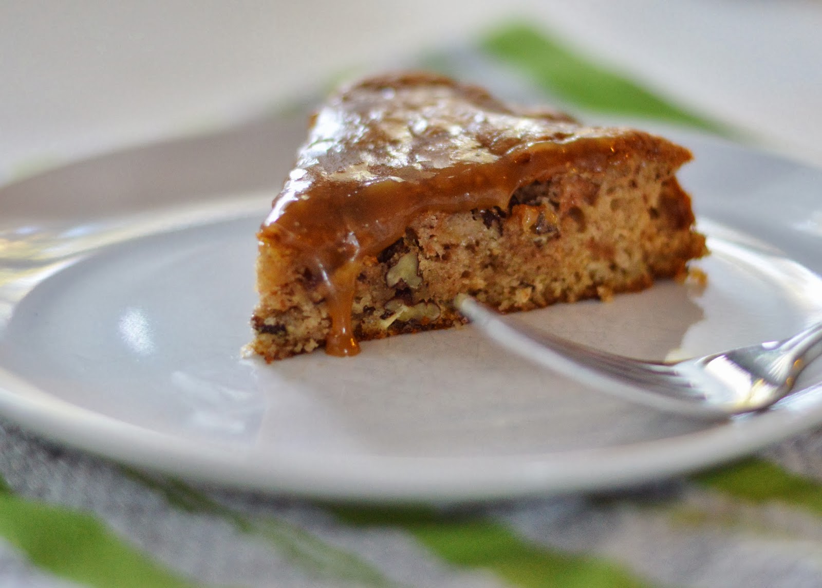 The Art of Comfort Baking: Apple Cake with Caramel Glaze