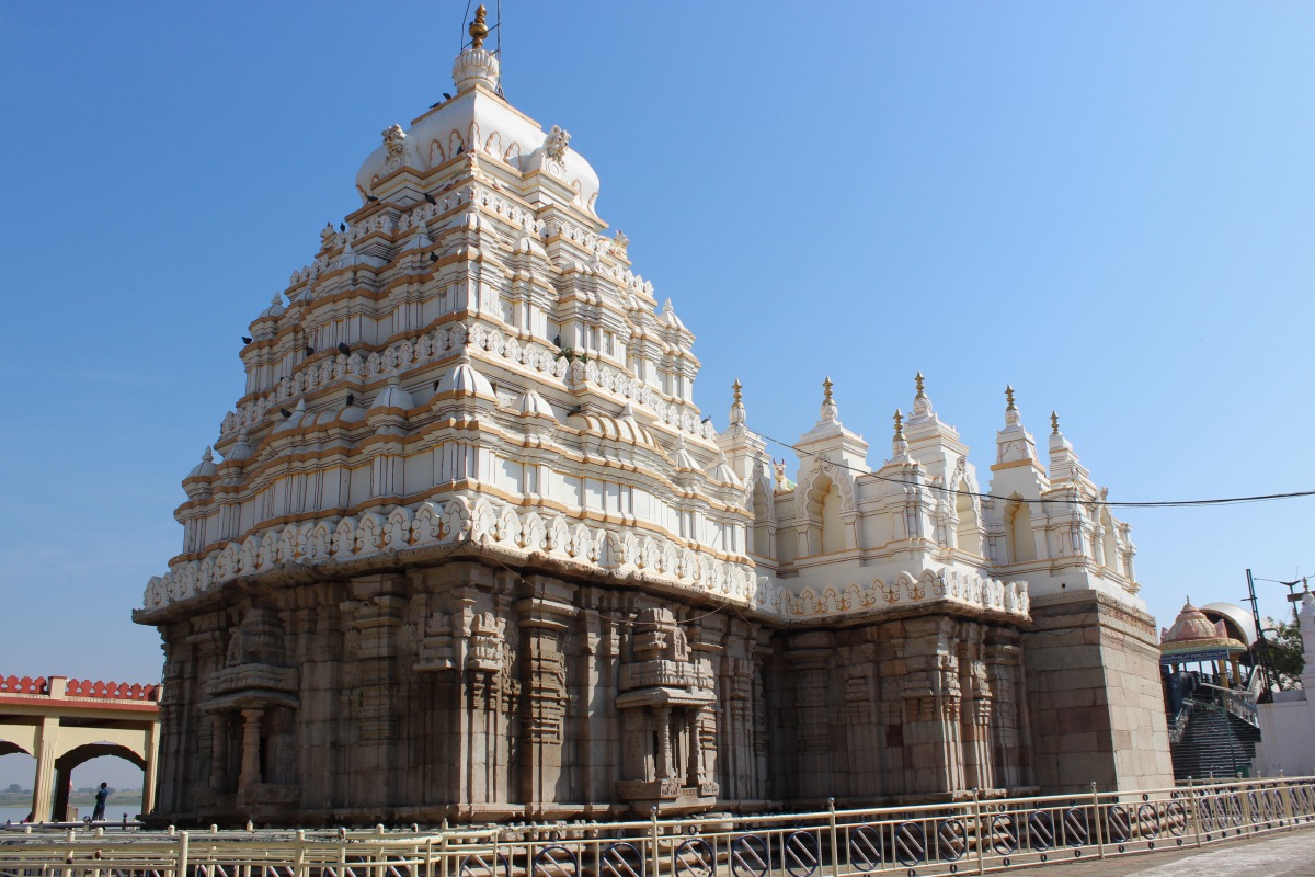 Journeys across Karnataka: Sangameshwara Devasthana, Kudala Sangama