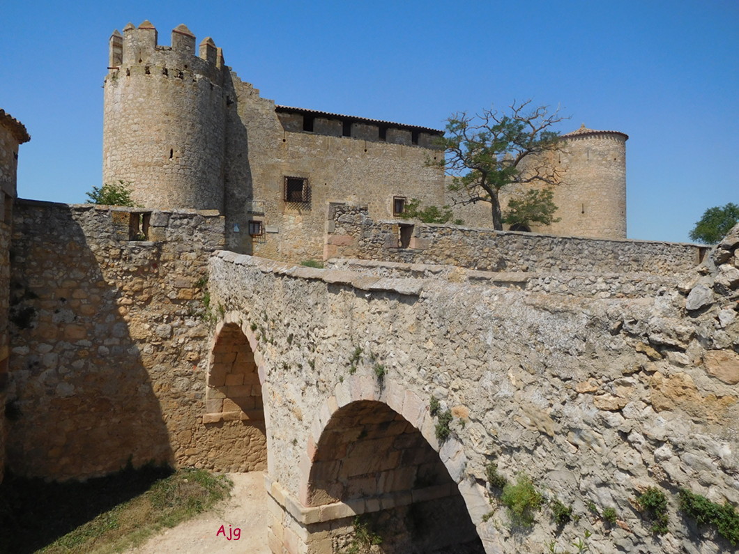En Busca del Hada Azul: El Castillo de Almenar