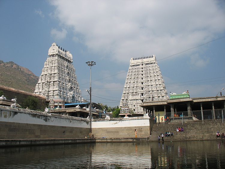 Tamilnadu Tourism: Annamalaiyar Temple – Fourth Prakaram – Brahma Theertham