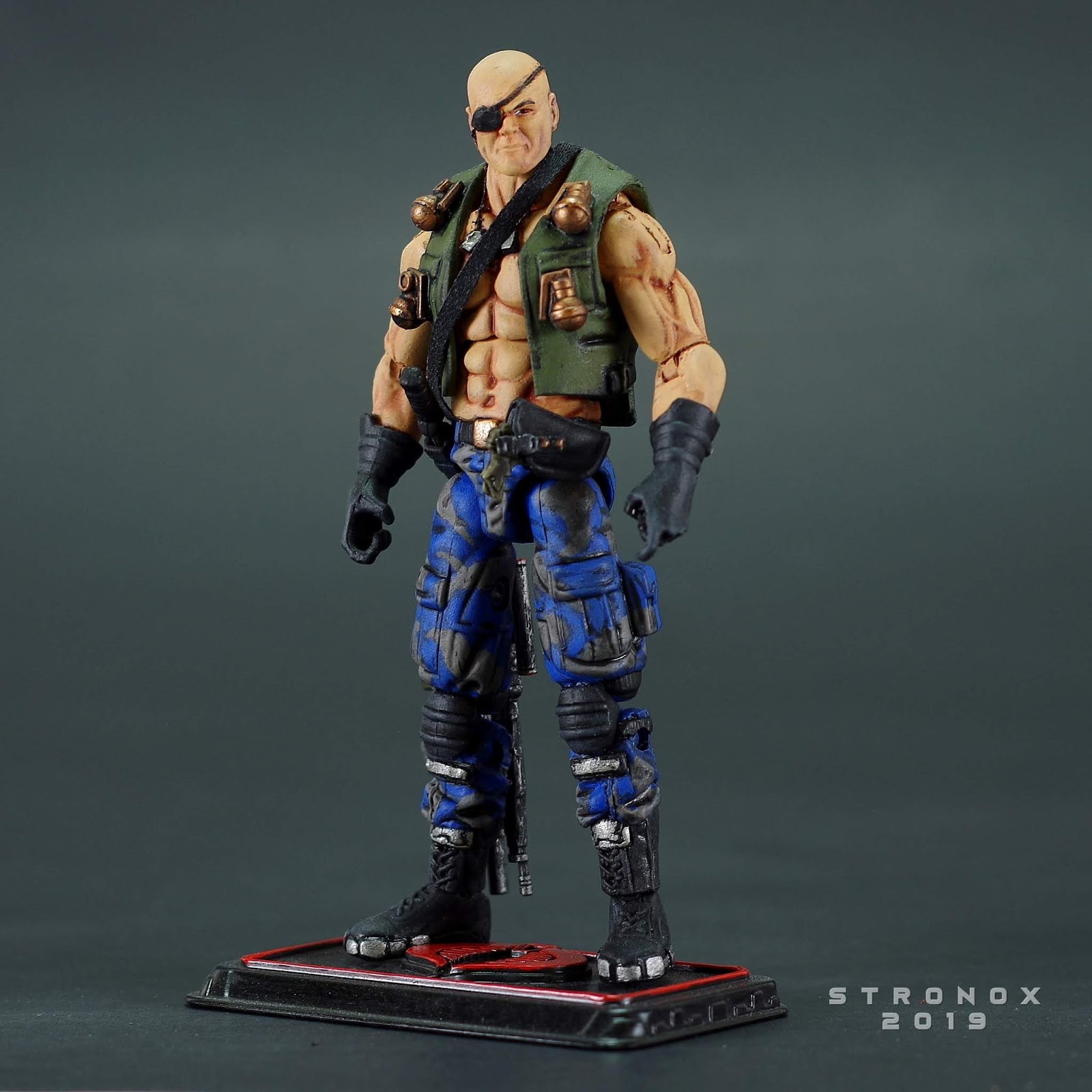 Stronox Custom Figures: GI Joe: Demolisher