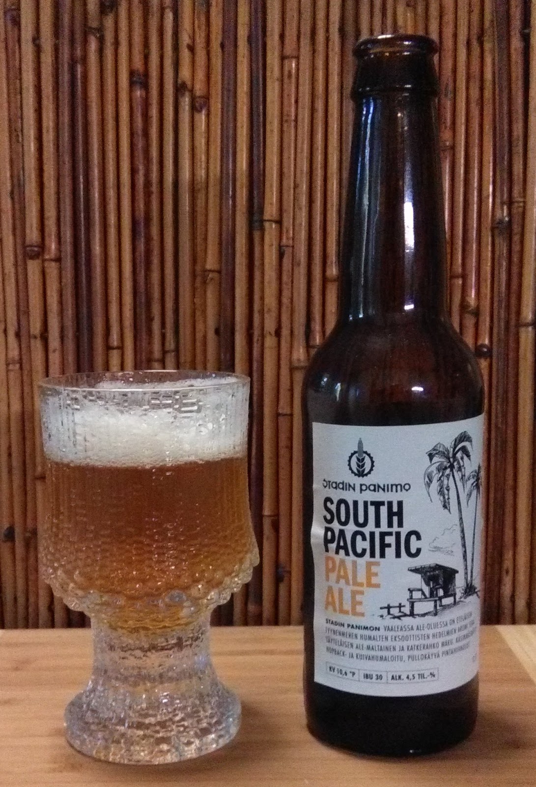 Tikiloikka: Kuukauden kulaus: Stadissa palmujen alla