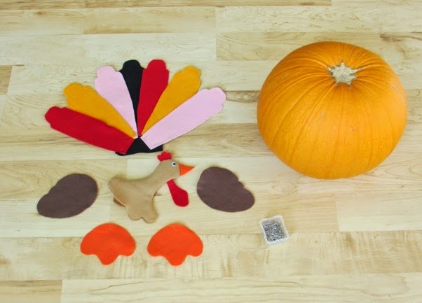 Create Kids Couture: Kids' Craft: Turkey Pumpkin