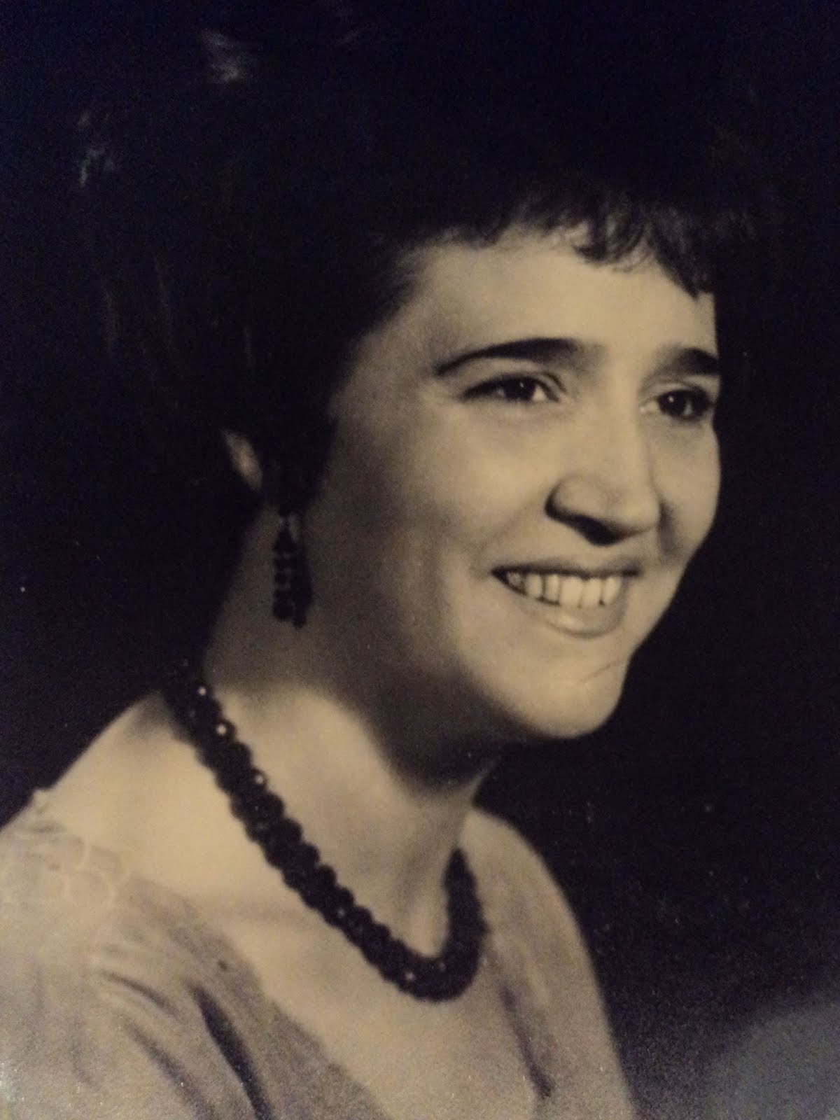 María Encarnación Caparrós, compositora e intérprete: María Encarnación ...