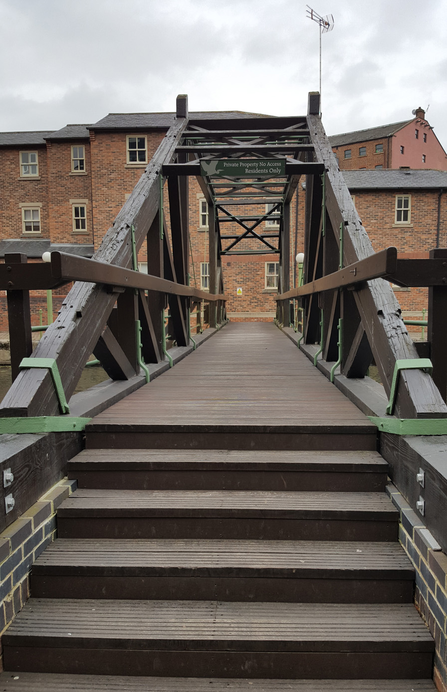 The Happy Pontist: Yorkshire Bridges: 26. Victoria Quays Footbridge, Leeds
