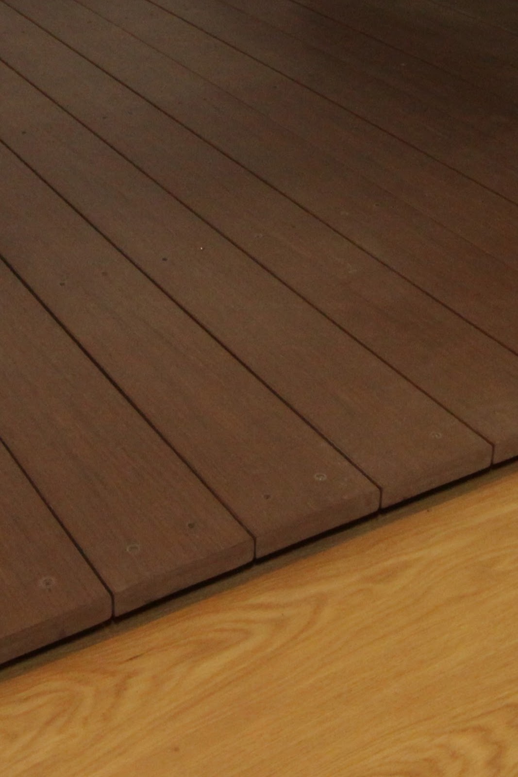 RW PAISAGISMO: ADORNO: NOVA DECK PERTECH