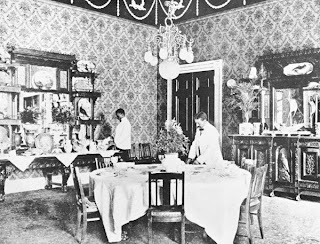 C. Dianne Zweig - Kitsch 'n Stuff: Where Should The Hostess Sit At The ...