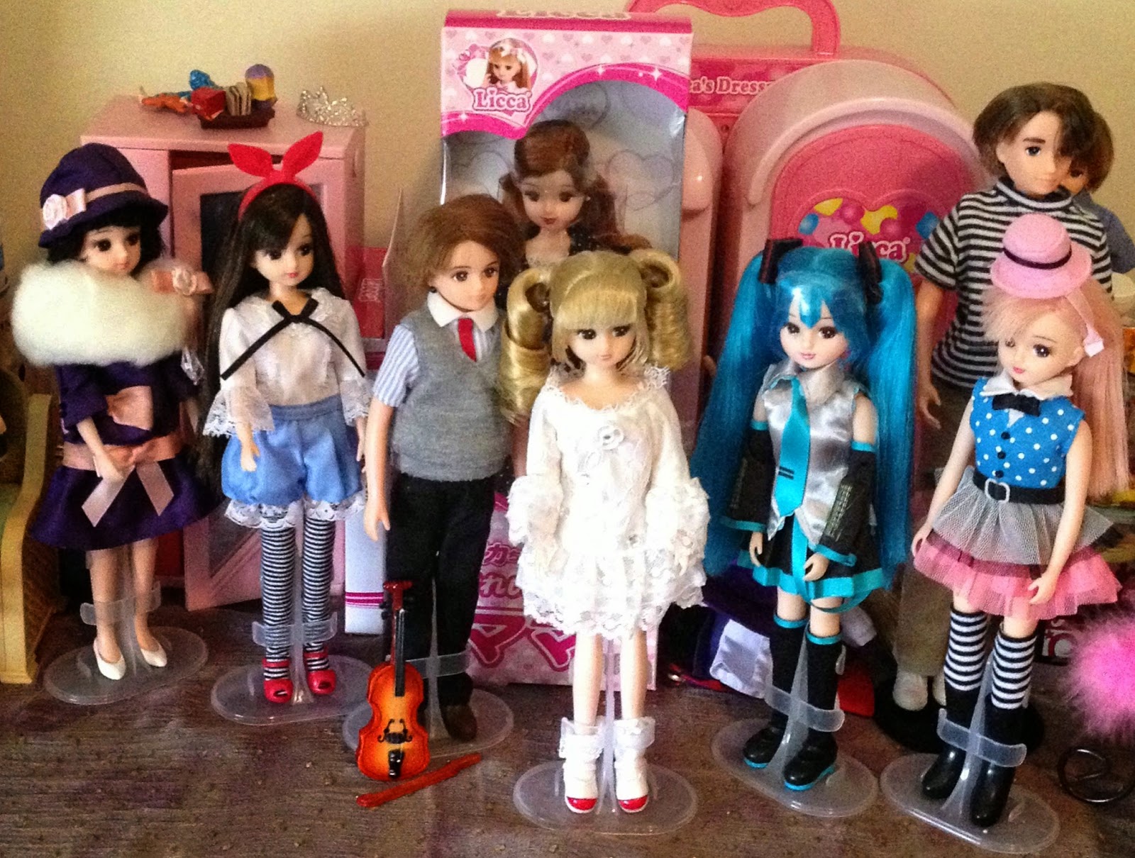 Of Dolls: Licca Family Photo