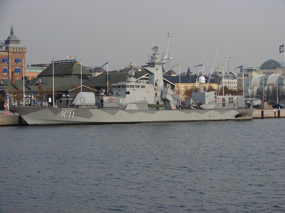 World Military and Police Forces: Sweden