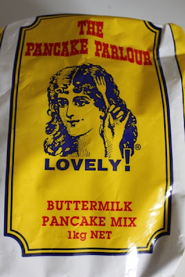 Green Gourmet Giraffe: Bush birthday banana cake and other self ...