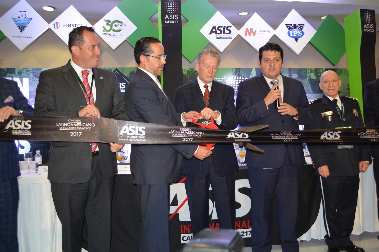 XTREM SECURE "Mundo Empresarial": MULTIPROSEG EN EL CONGRESO ...