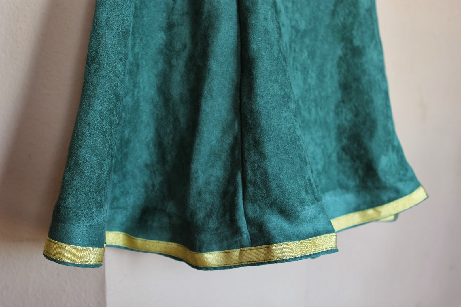 Stitching It Up: Merida Brave Costume Tutorial