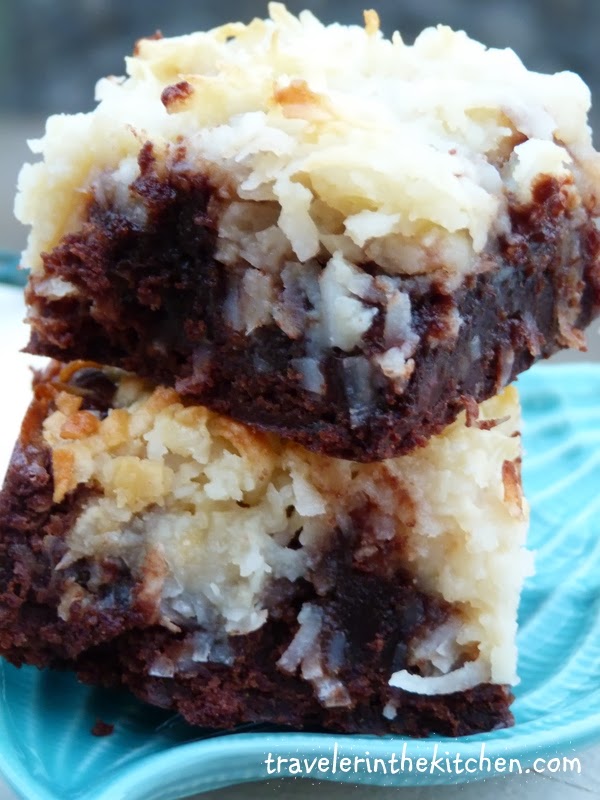 Traveler In The Kitchen: Macaroon Topped Brownies