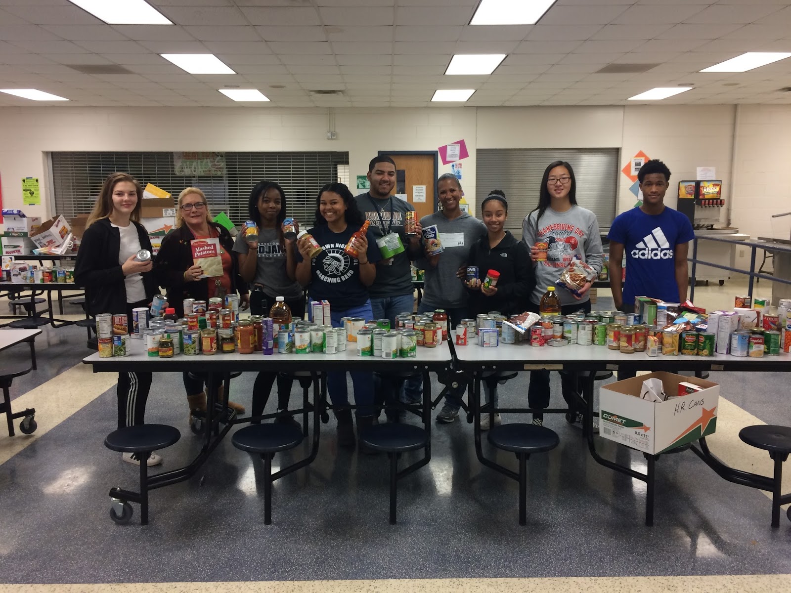 Digital Notebook: Thanks to High School Service Club for Holiday Meal