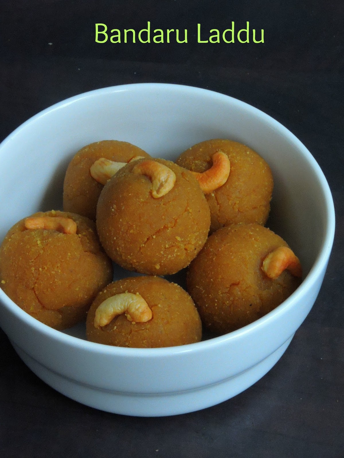 Priya's Versatile Recipes: Bandaru Laddu/Thokkudu Laddoo