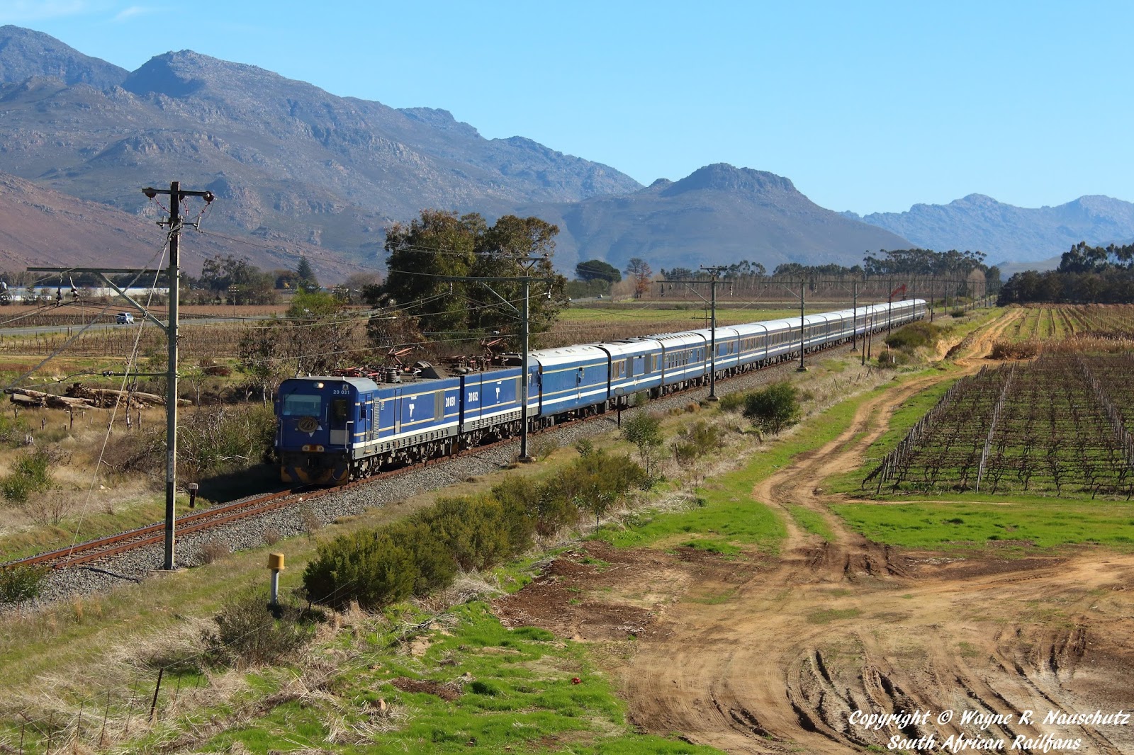 Wayne Nauschutz - SouthAfricanRailfans: Blue Train
