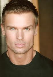 Los Ojos del Espectador: Marc menard