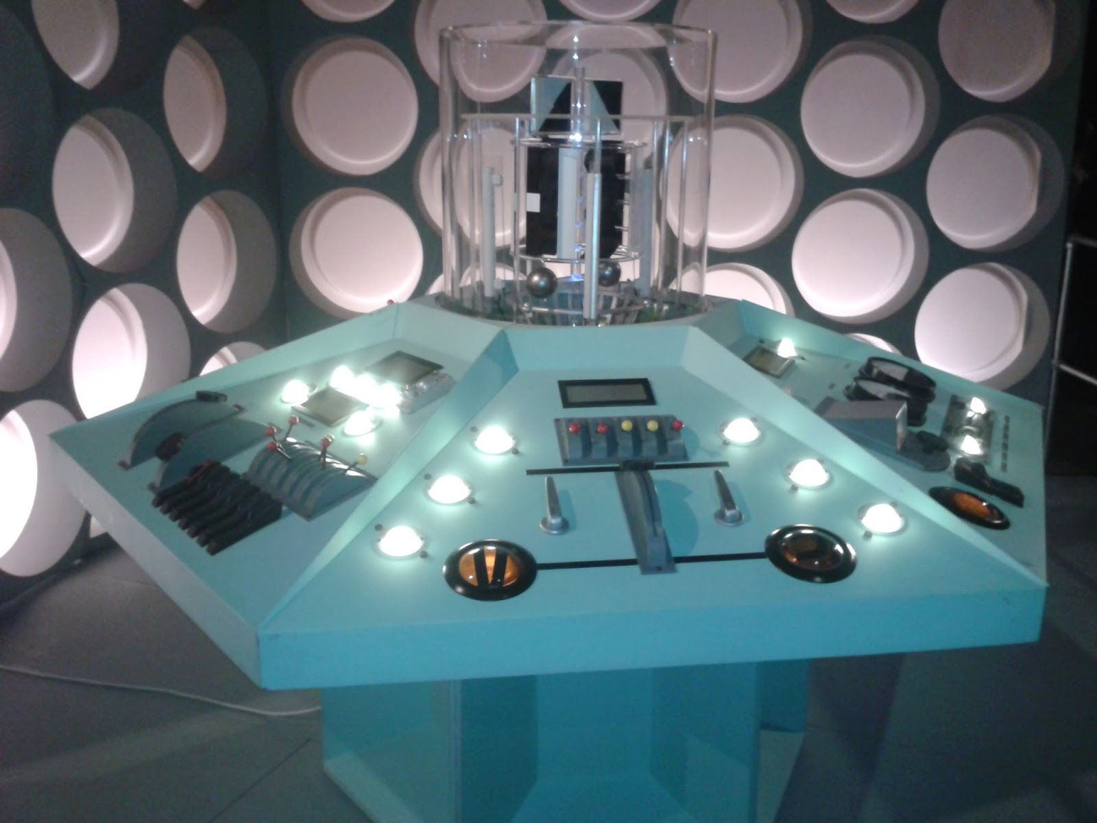 TARDIS Musings: TARDIS Set Tour & Experience No.2