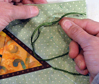 Needles 'n' Knowledge: March On the Docket Piecing Tutorial