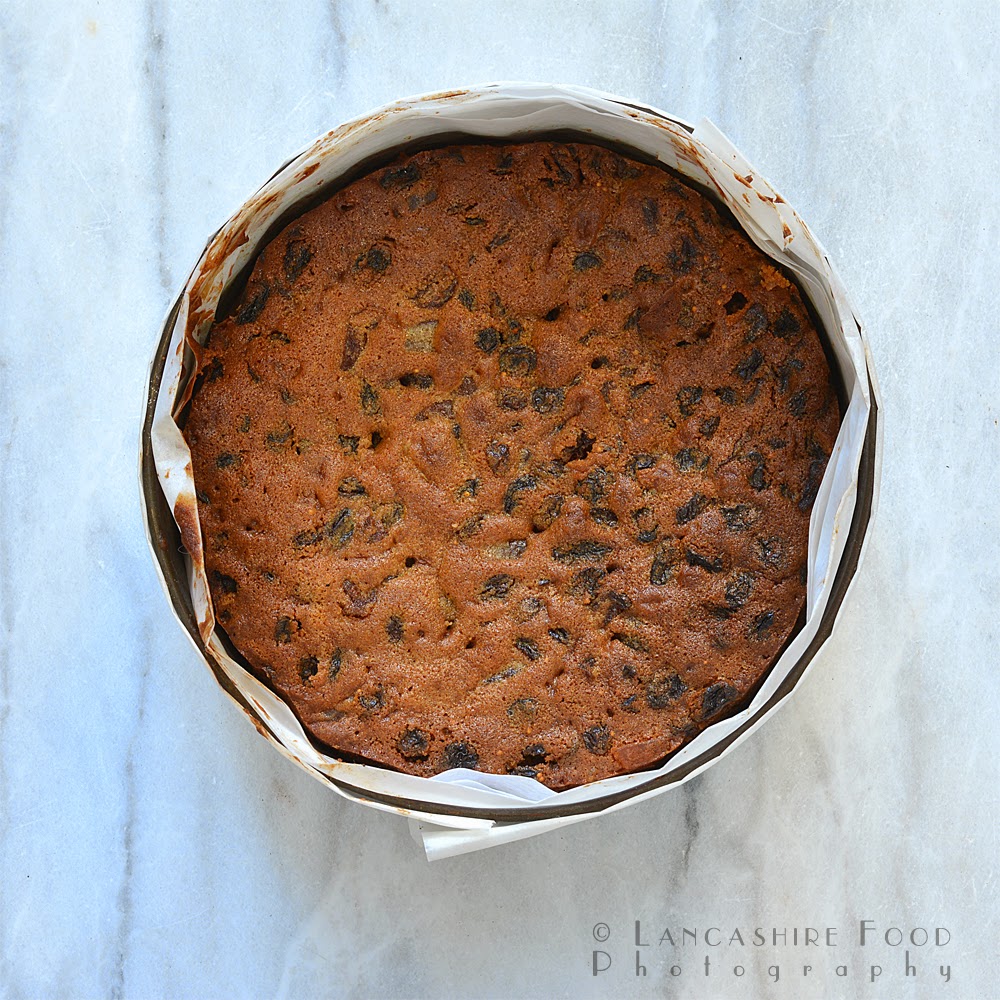 Lancashire Food: Golden Italian Christmas Cake