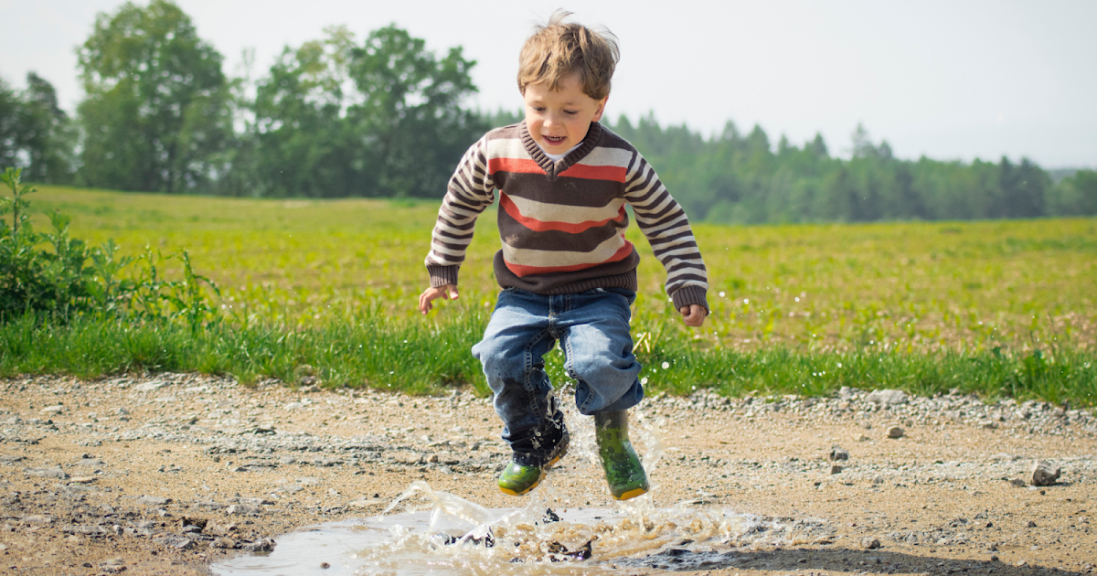 CHILDHOOD Summary In English Class 11 English childhood-summary-in-english-class-11-english