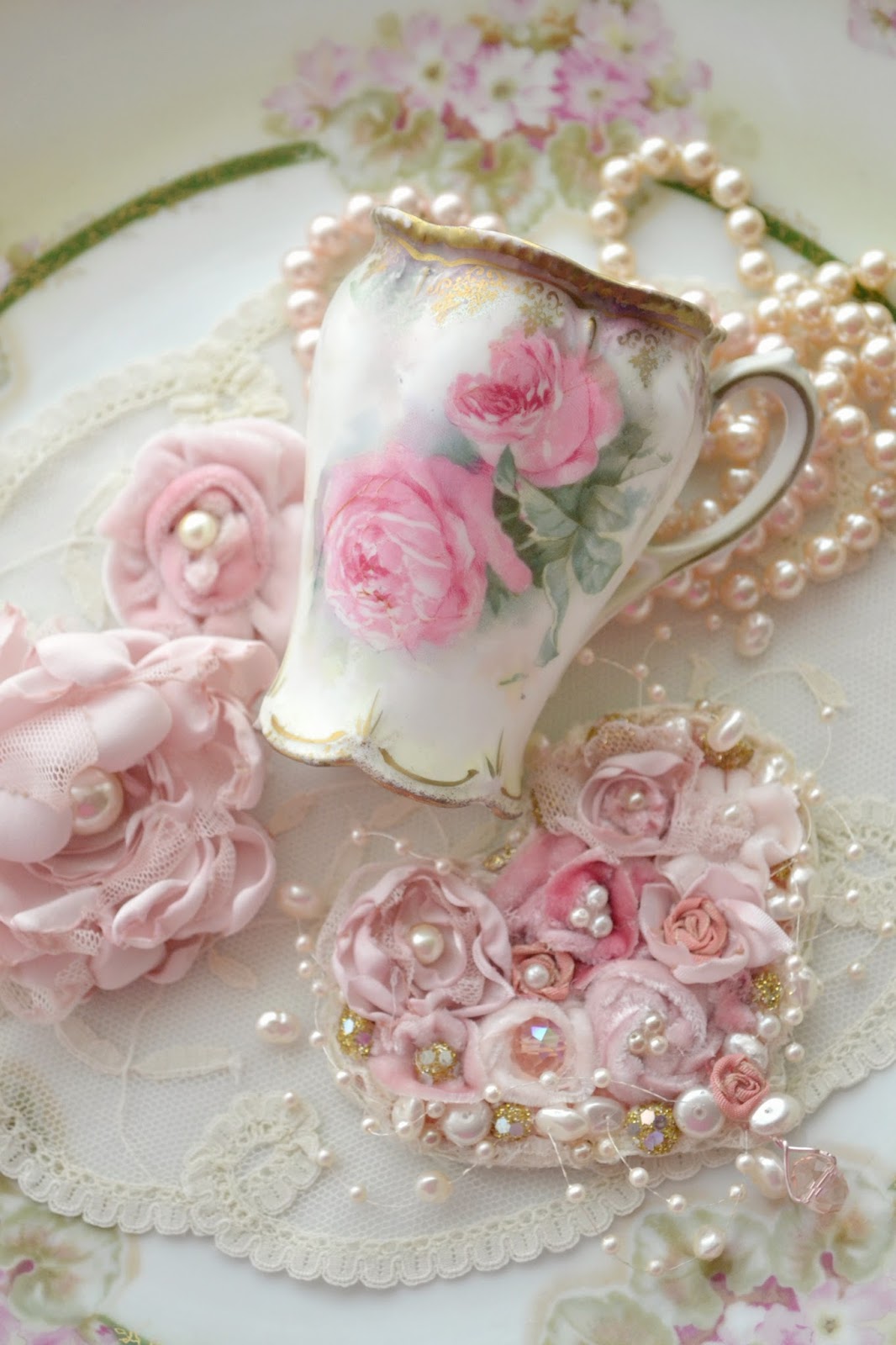 Jennelise: Porcelain, Pearls, and Pink