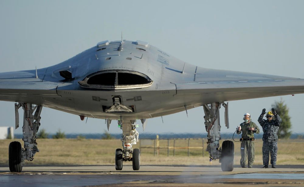 A Northrop Grumman X-47B az első pilóta nélküli vadászgép a világon ...