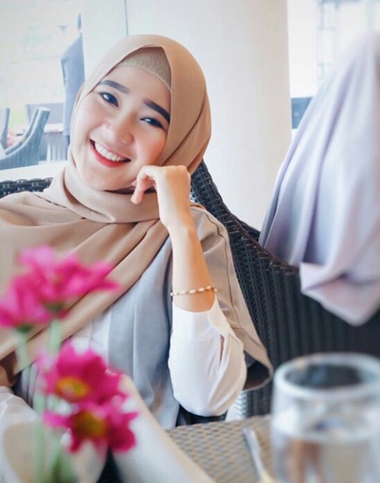 Koleksi foto cewek jilbab aceh manis - CantikaMagz Koleksi foto cewek jilbab aceh manis - CantikaMagz