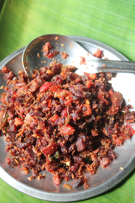 Nanjil Samayal: Mixed Vegetable Thoran Recipe