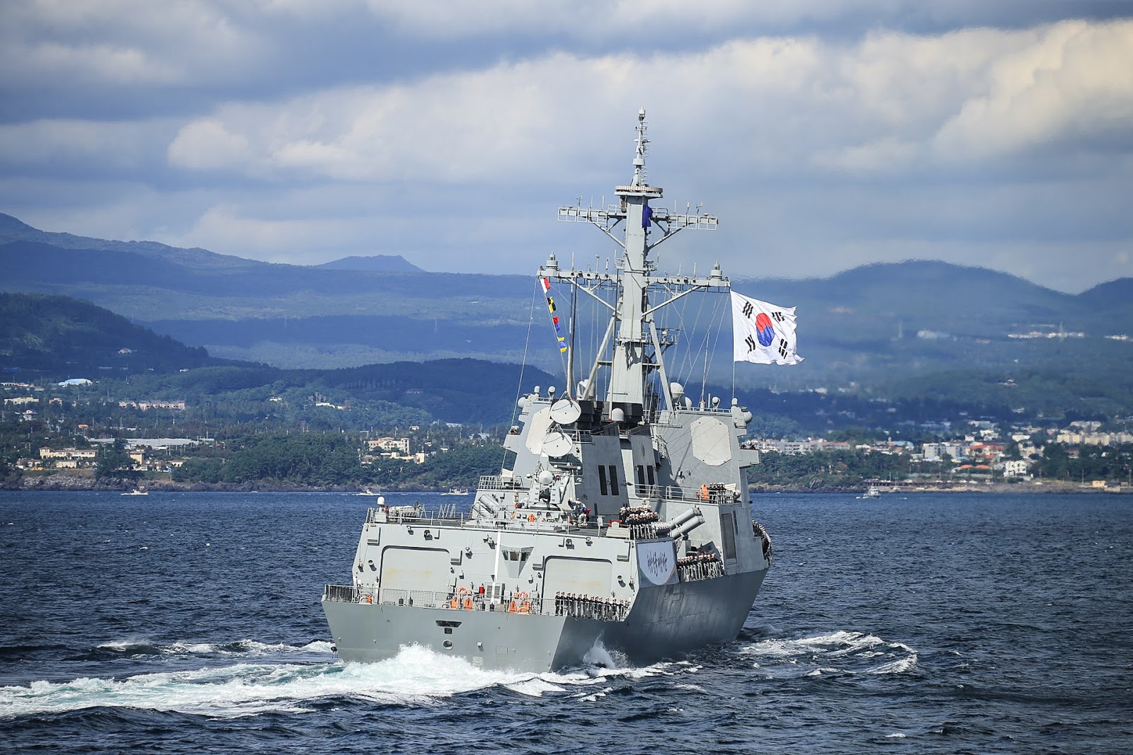 ROK Defense: Photos from South Korea International Fleet Review 2018