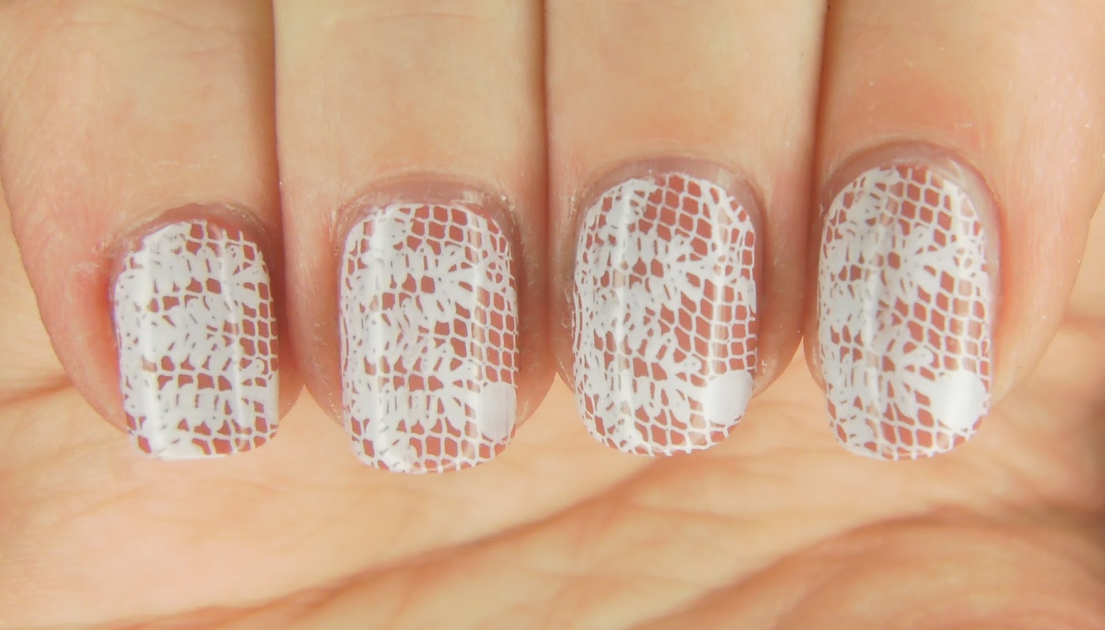 SpecialGirl Nails: Net Curtain Nails
