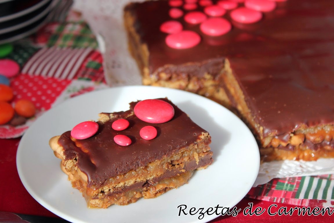 Tarta de chocolate y galletas