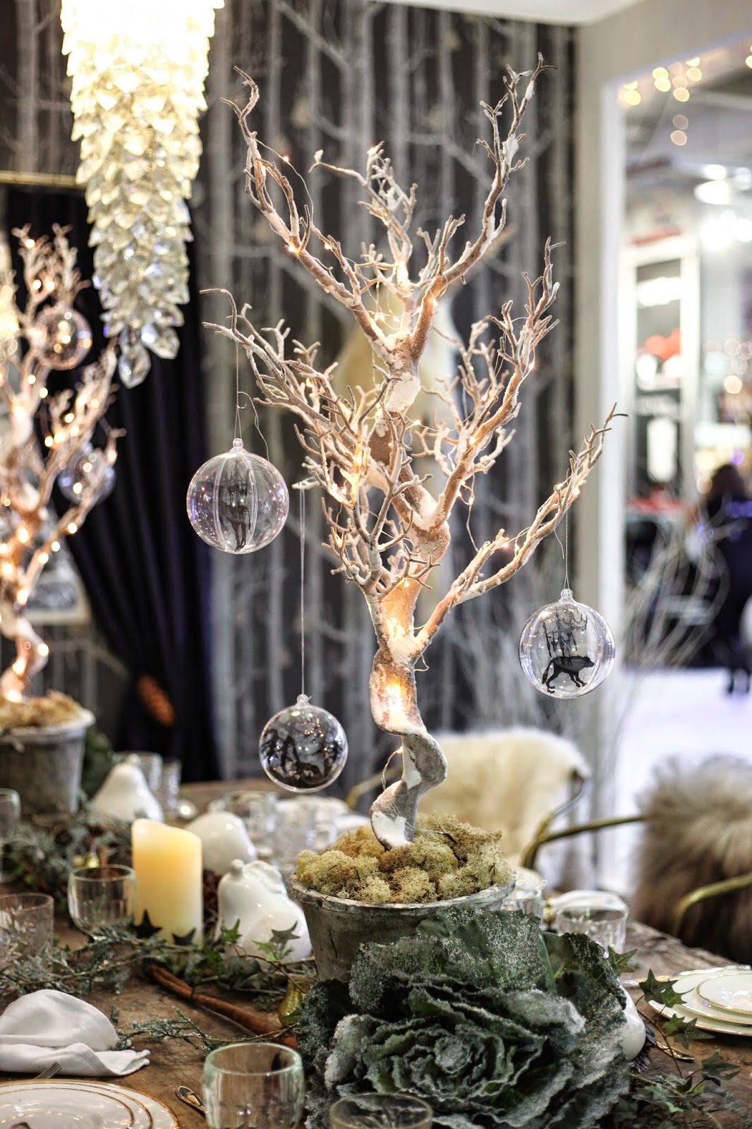 Side Street Style 3 Christmas Colour Palettes For Decorating Your Home side-street-style-3-christmas-colour-palettes-for-decorating-your-home